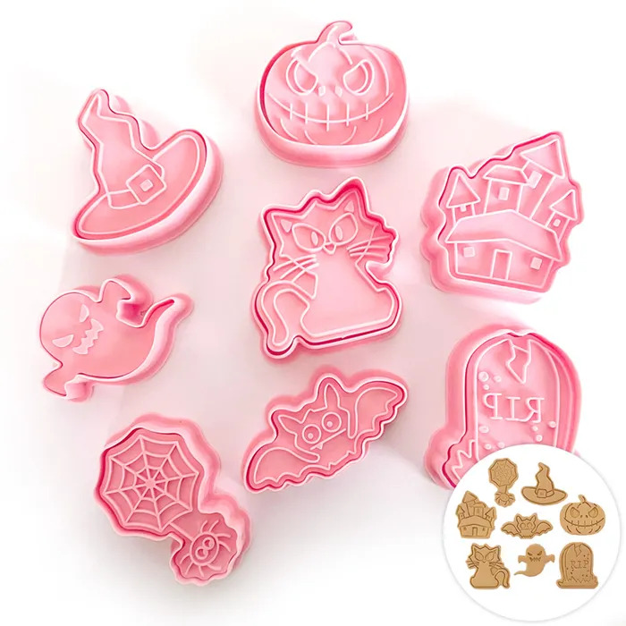 Kitchen Domain - Halloween Cookie/Plunger Cutter 8 Piece Set